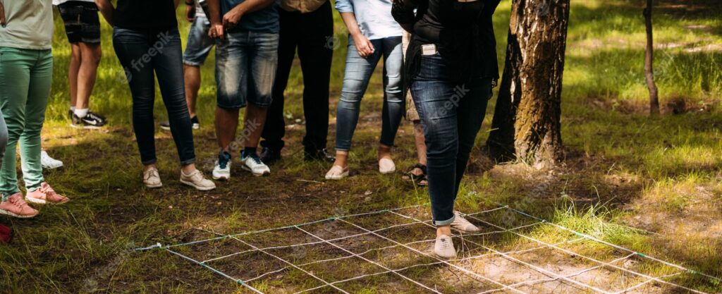 The 10 Best Team Building Activities for Coworkers - Onpipeline
